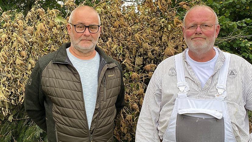 Heftig landsbykrig trækker ud: Halvandet år i uvished | TV2 Østjylland Heftig landsbykrig trækker ud: Halvandet år i uvished | TV2 Østjylland