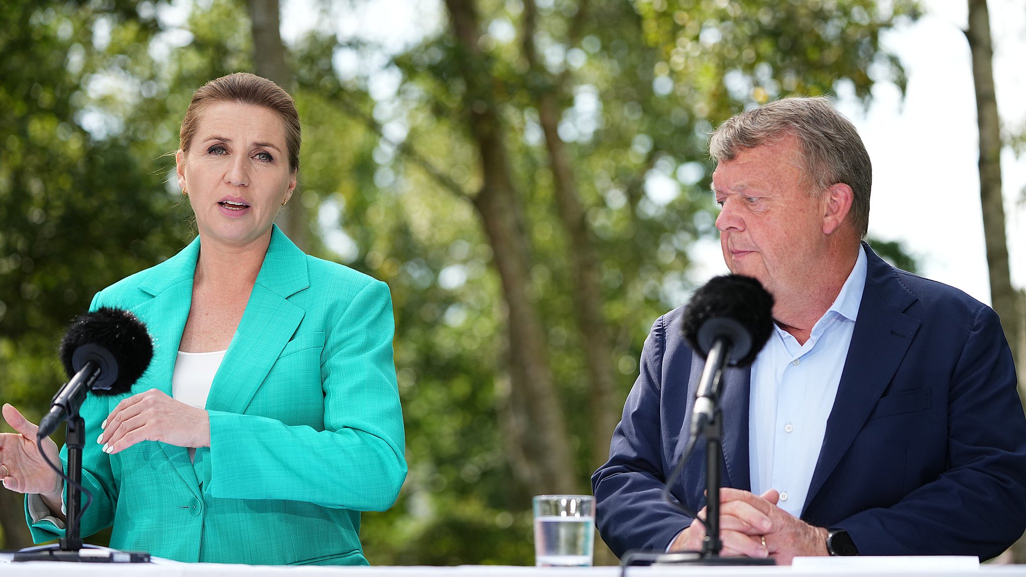 Regeringen klar med milliard til kommuner og regioner | TV2 Østjylland Regeringen klar med milliard til kommuner og regioner | TV2 Østjylland
